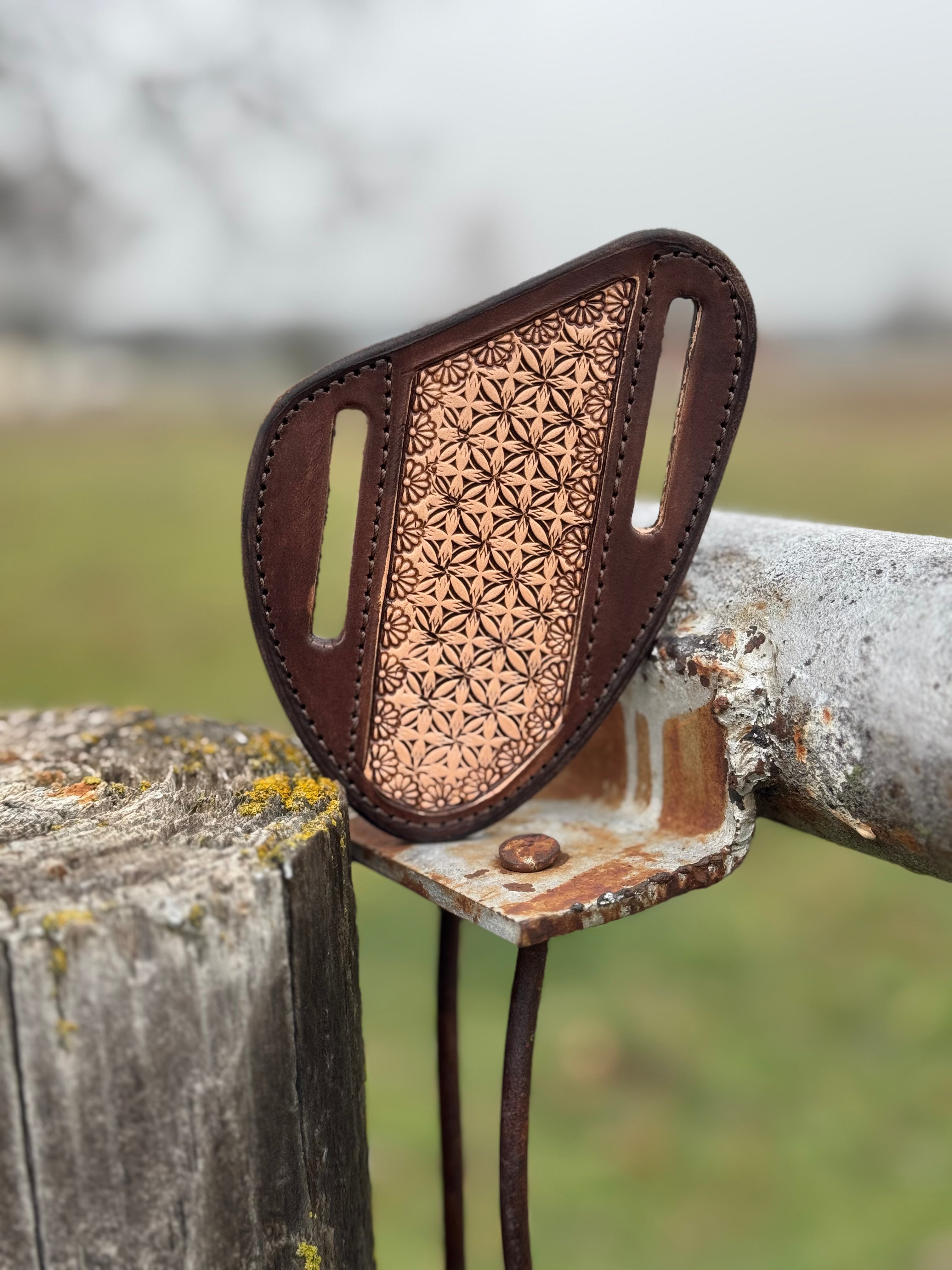 Basket Stamp Sheath/ Show Brown Border – Randall Leather Designs